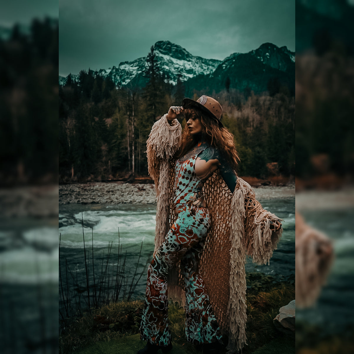 Retro Vibes Shagadelic Jacket – A Creative Wonderland